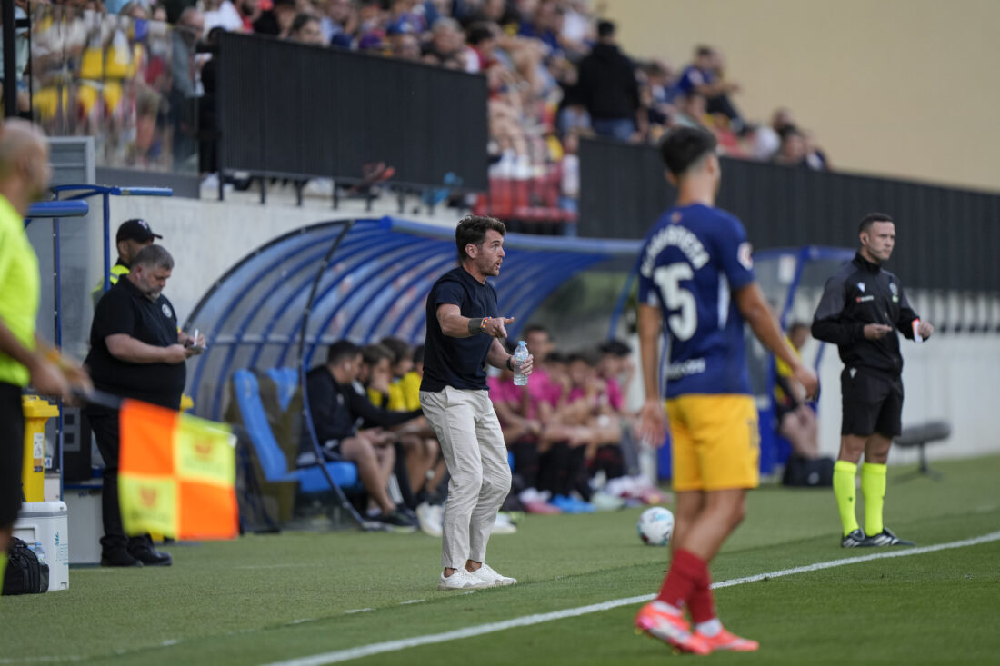 La FAF fa oficial la llista de l'absoluta que s'enfrontarà a Espanya ...